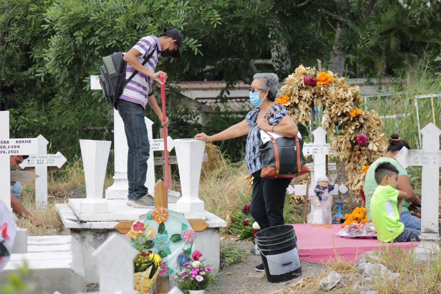 Pánuco: Familias continúan conviviendo con sus seres queridos
