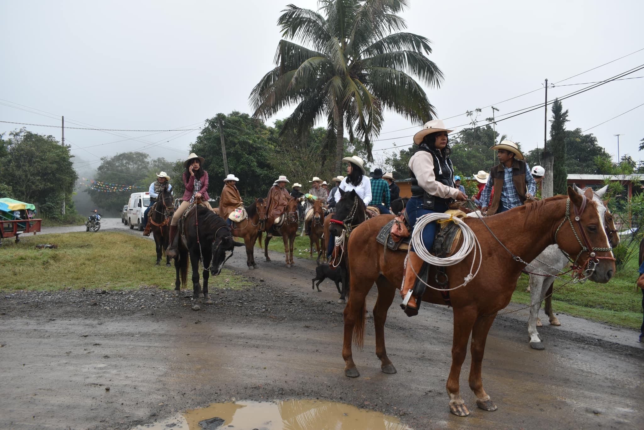 Tepetzintla: fiesta patronal de la comunidad La Guásima