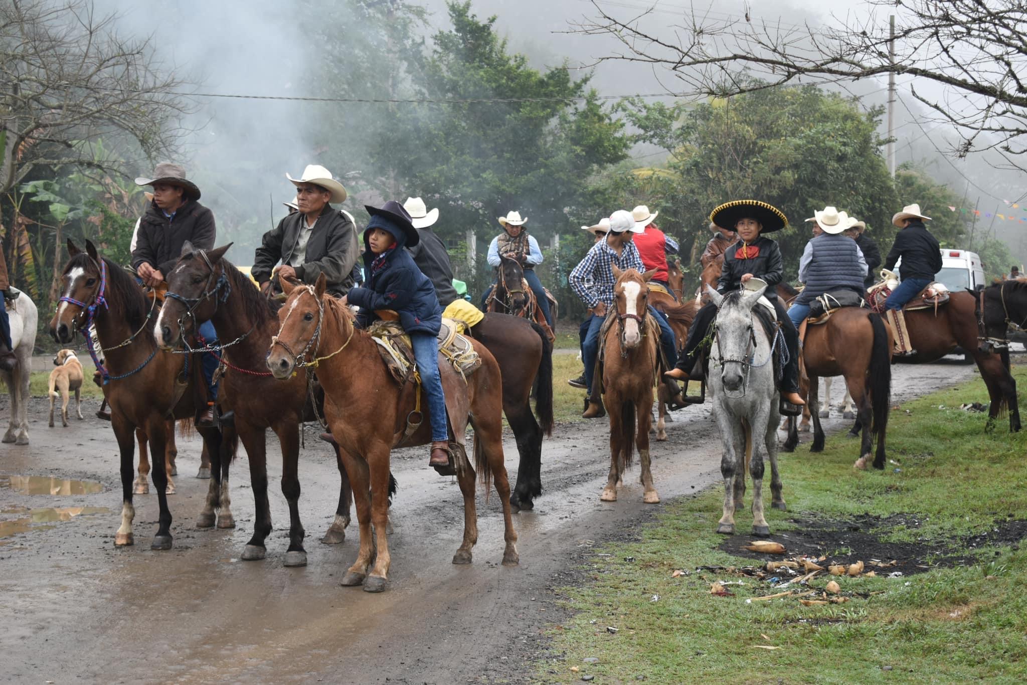 Tepetzintla: fiesta patronal de la comunidad La Guásima