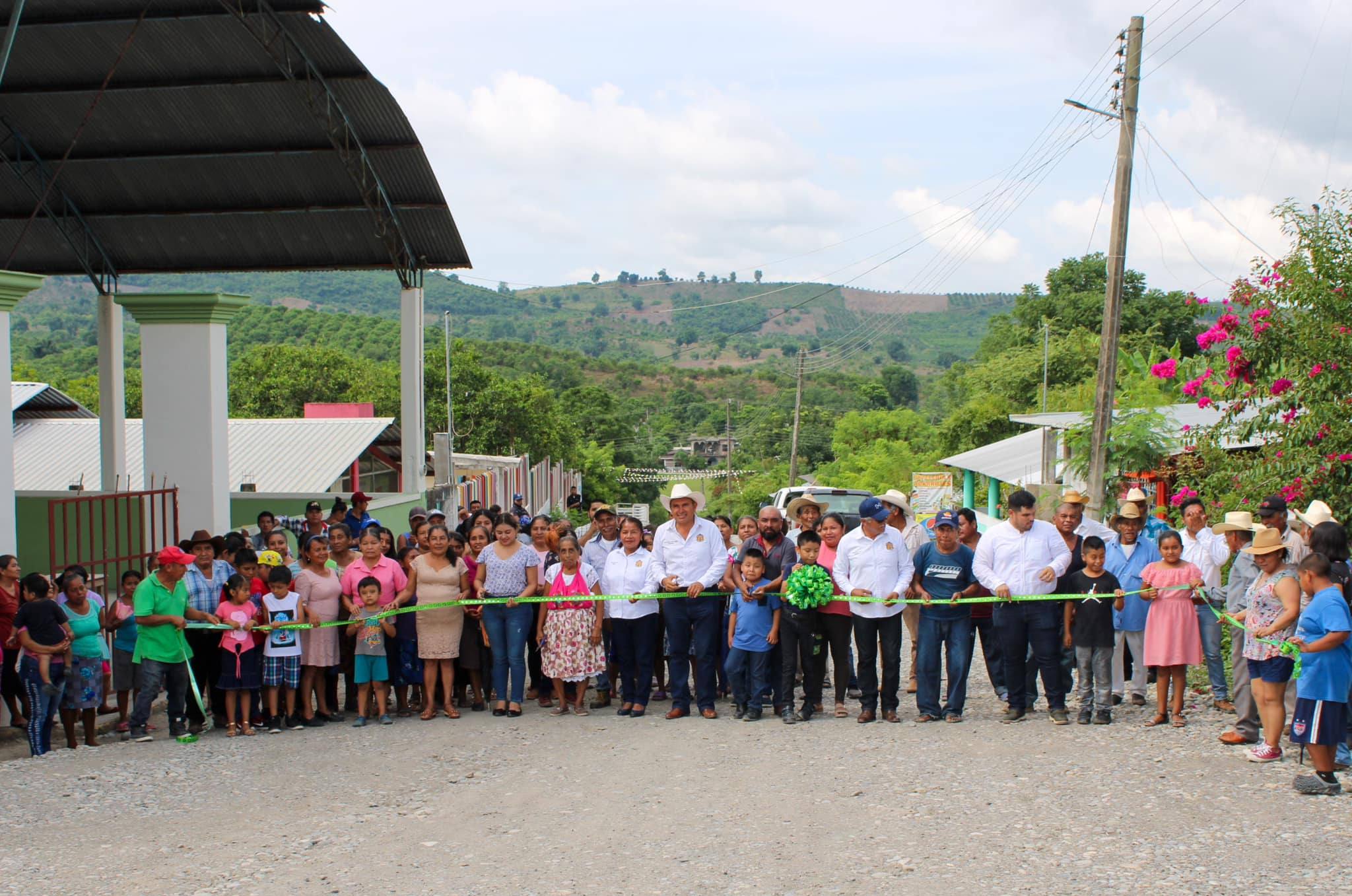 Espinal: Se Fortalece Infraestructura Vial en Buena Vista